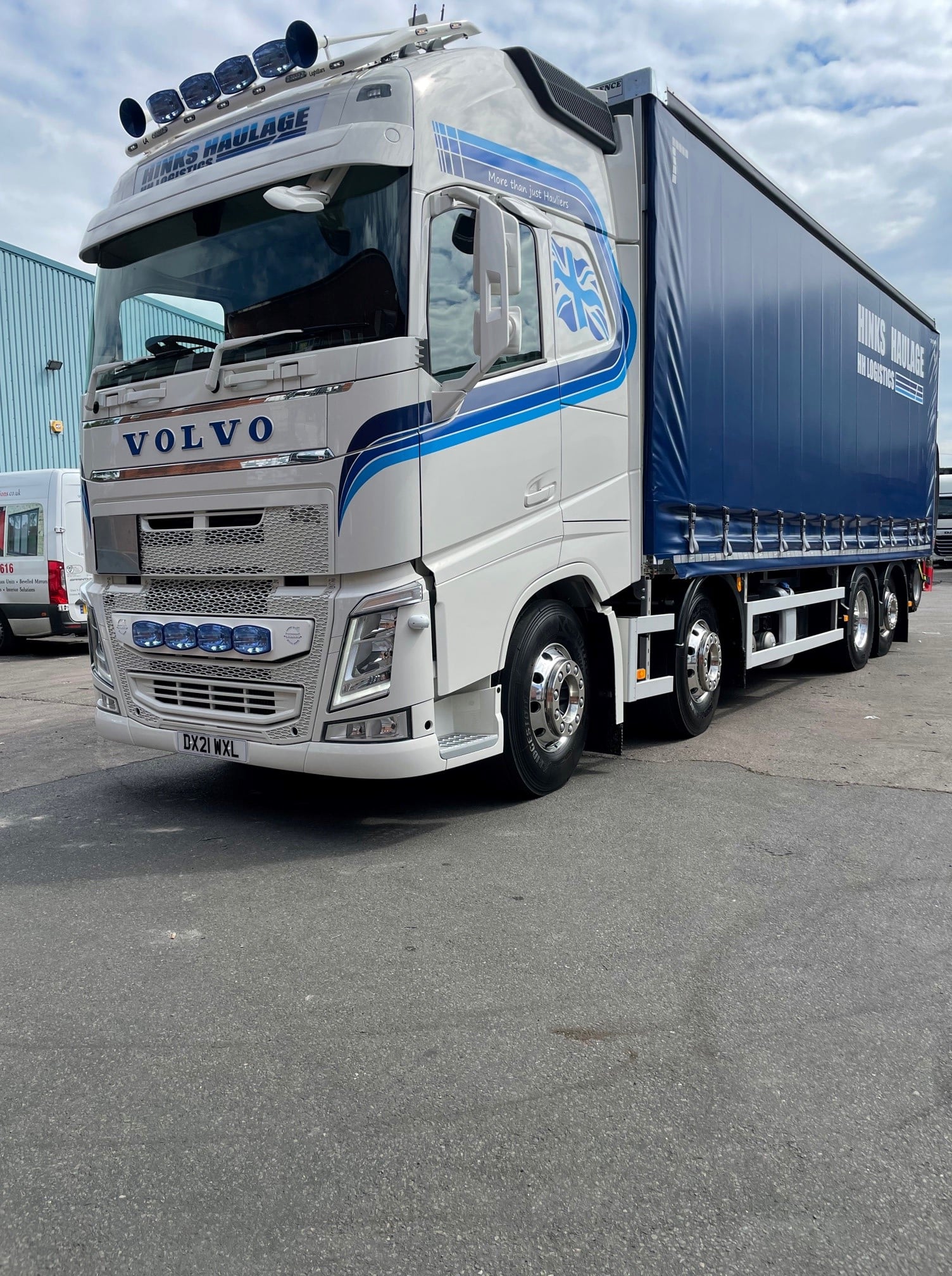 VOLVO ADDED TO OUR FLEET - Hinks Haulage