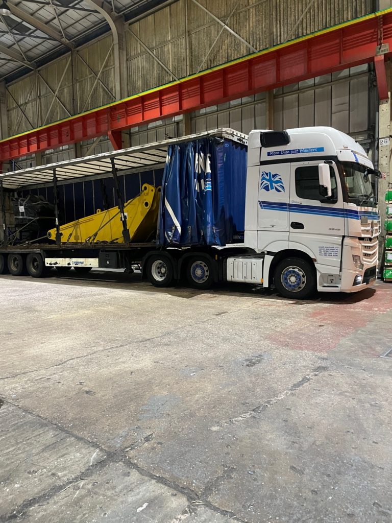 Gallery Page | Hinks Haulage | Haulage & Logistics Services